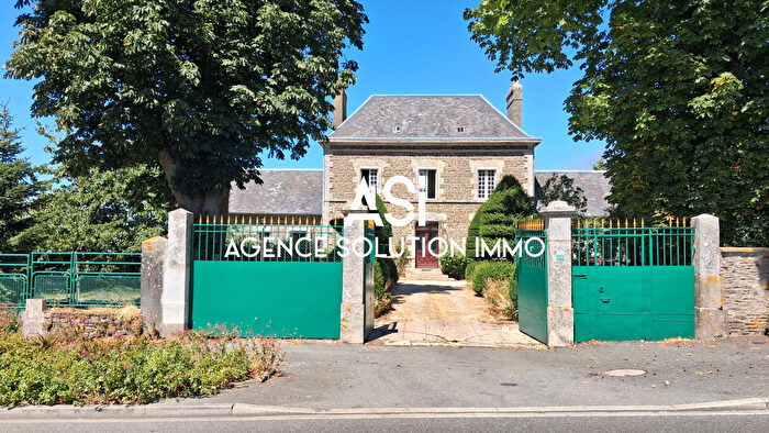Maison 7 pièces à vendre à Saint-Cyr-en-Pail