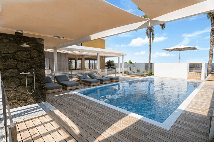 Maison à vendre - Saint-Paul, Ermitage les Bains - 7 pièces - 4 chambres