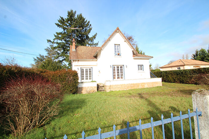 Maison à vendre - Dompierre-sur-Besbre - 5 pièces - 4 chambres
