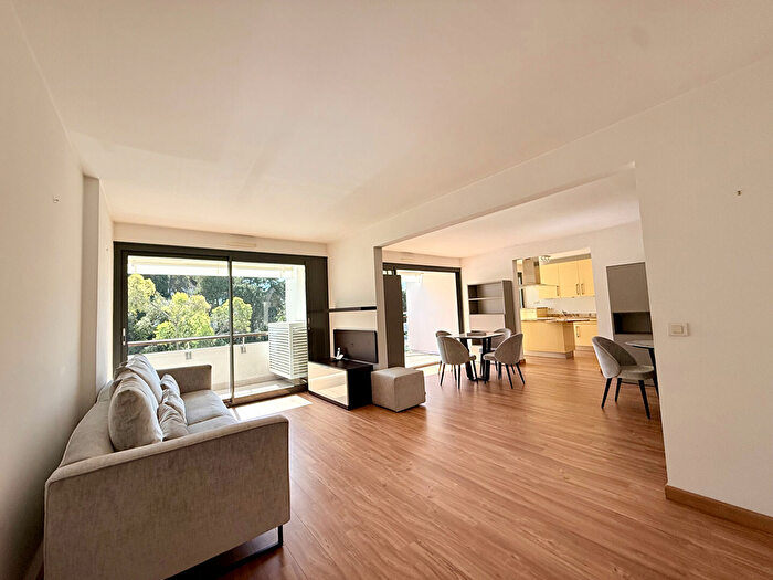 Appartement à vendre - Cannes, Prado, République - 5 pièces - 3 chambres