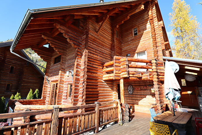 Maison à vendre - Allos - 10 pièces - 5 chambres