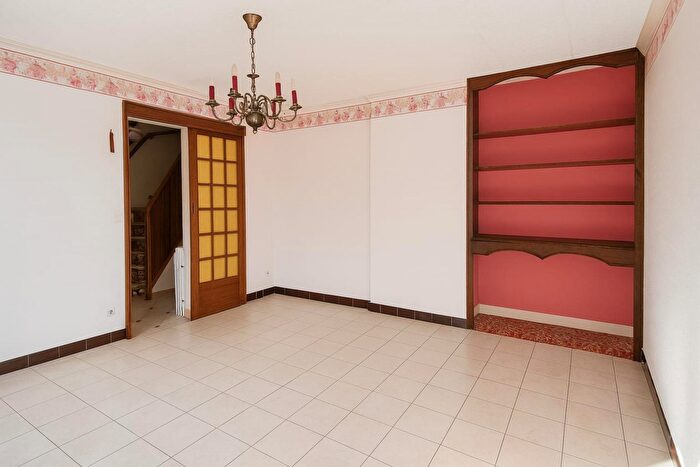 Maison à vendre - Noyon, Centre-ville - 5 pièces - 3 chambres