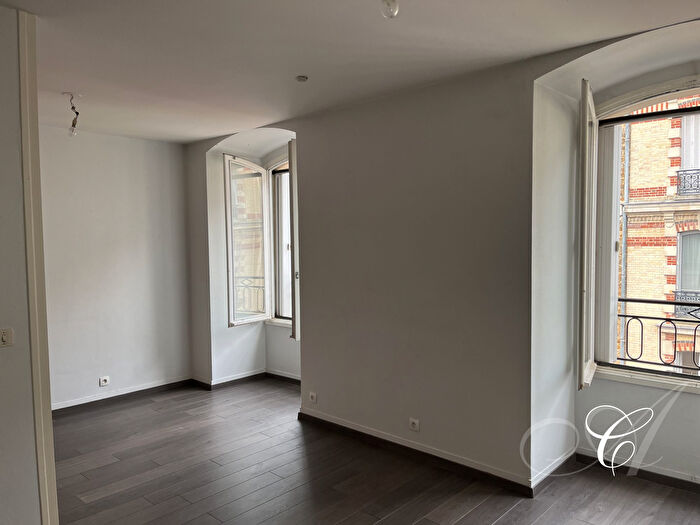 Appartement à louer - Versailles, Notre Dame - 1 pièce