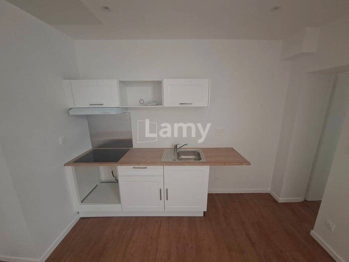 Appartement 1 pièce à Cheminots-Acacias-Faubourg de Lille, Valenciennes, à louer
