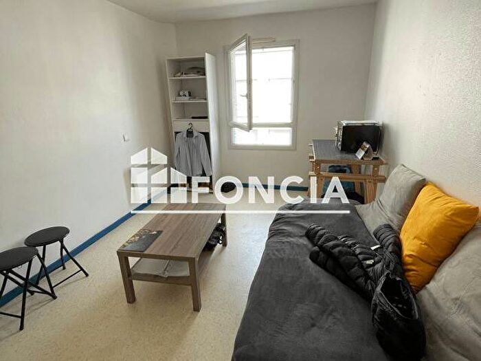 Appartement à louer - Pentagone, La Roche-sur-Yon - 1 pièce