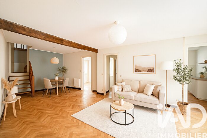 Maison à vendre - Coursan - 7 pièces - 5 chambres