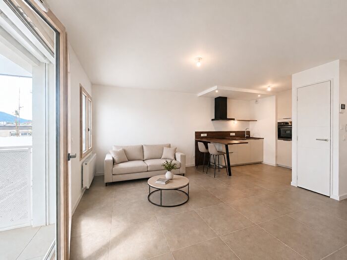 Annecy, Romains : Appartement 2 pièces à vendre