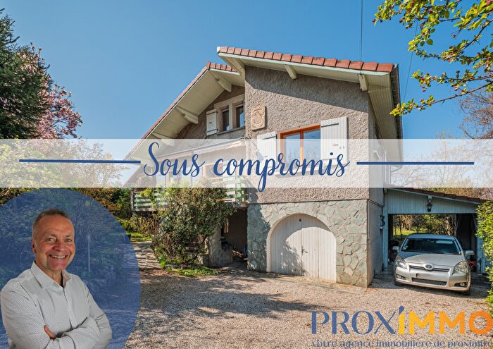 Maison 8 pièces à Coublevie, à vendre