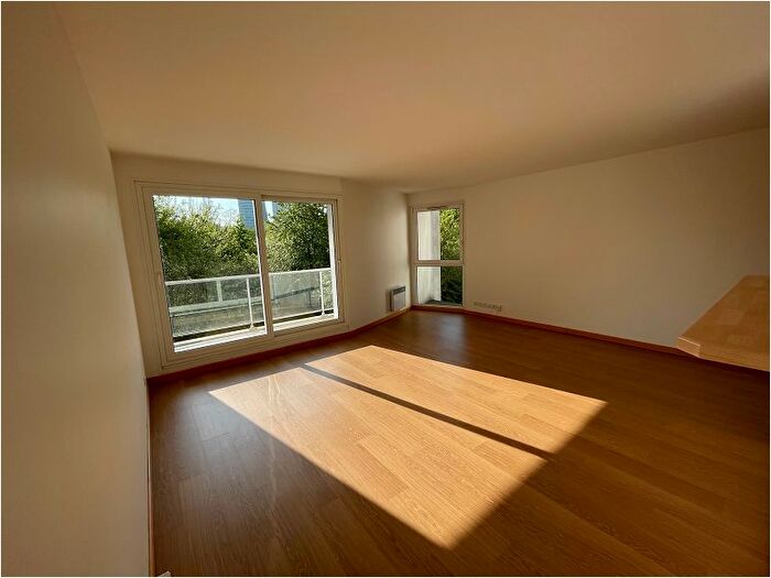 Appartement à louer - Lille, Lille-Sud - 3 pièces - 2 chambres