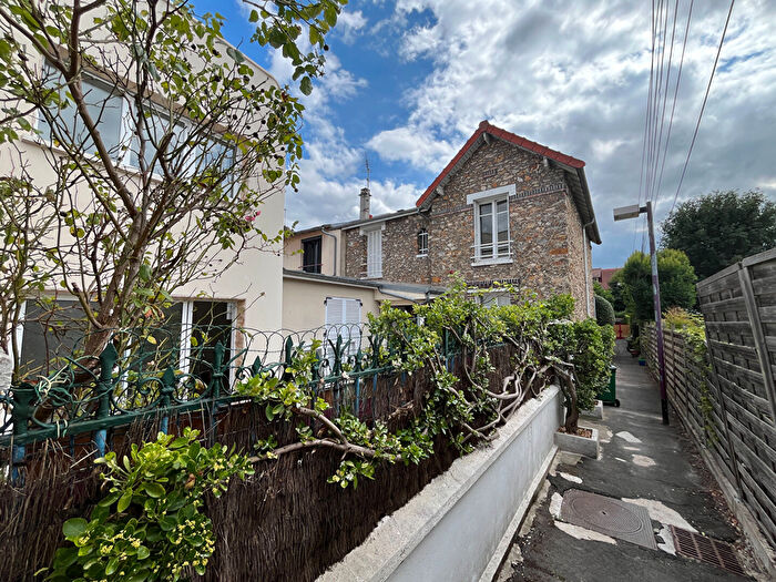 Maison à vendre - Châtillon, Savoie, Brossolette - 5 pièces - 4 chambres