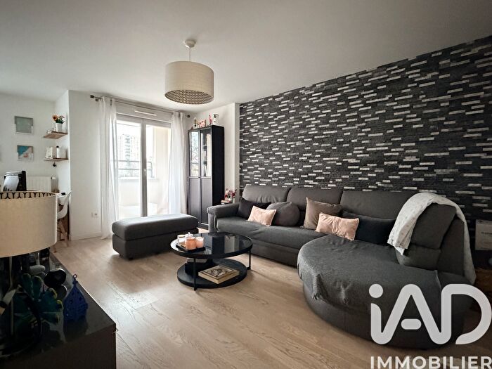 Appartement à vendre - Neuilly-sur-Marne, Fauvettes Nord - 3 pièces - 2 chambres