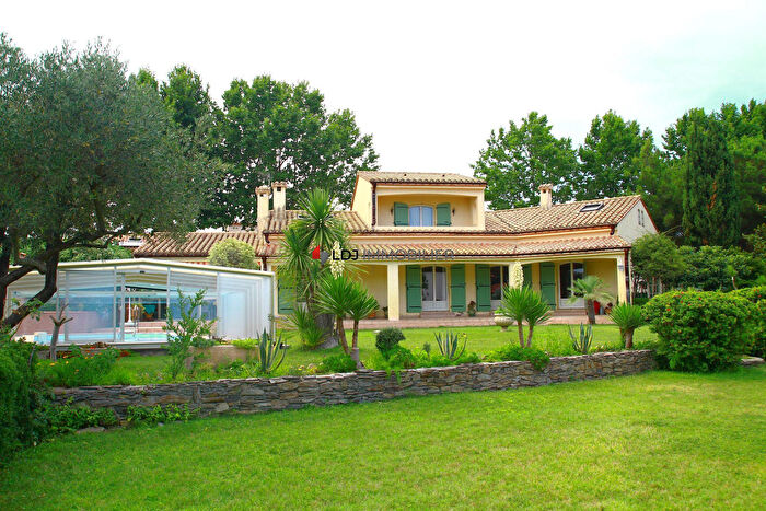 Maison à vendre - Canohès - 7 pièces - 5 chambres