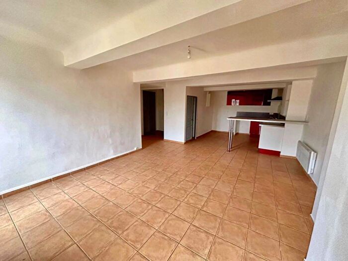 Appartement à louer - Salernes - 4 pièces