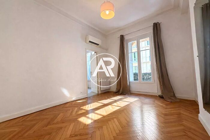 Appartement à vendre - Nice, Carré dor - 3 pièces - 2 chambres
