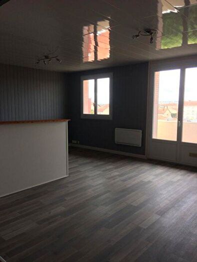 Appartement 3 pièces à Arsenal, Roanne, à louer