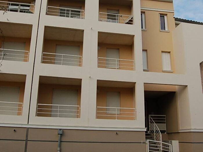 Appartement à louer - Exterieur, Sarrians - 3 pièces