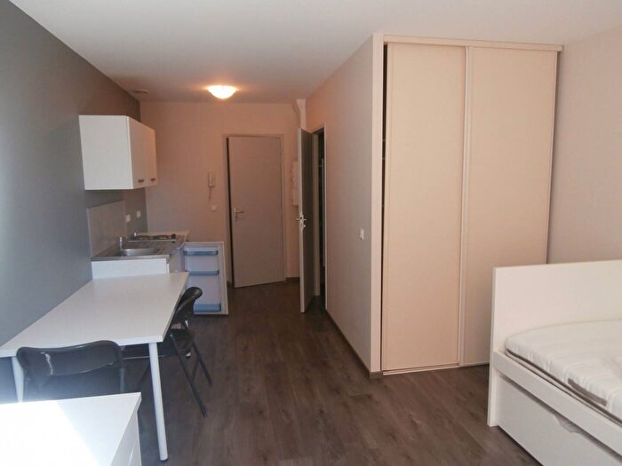 Appartement à louer - La Ville, Tournon-sur-Rhône - 1 pièce