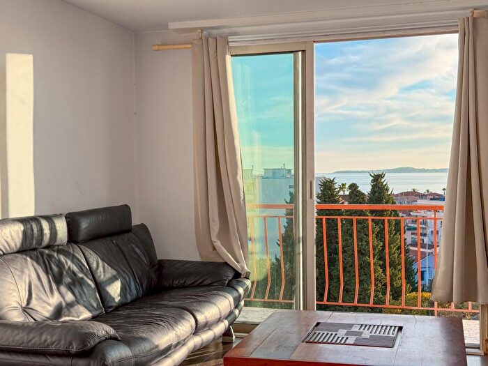 Appartement à vendre - Cagnes-sur-Mer, Saint-Roman, Lautin - 2 pièces - 1 chambre