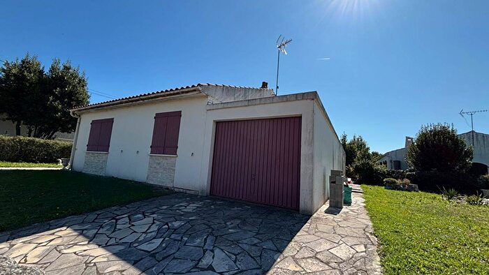 Maison à louer - Ouest, Aytré - 3 pièces - 2 chambres