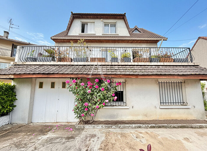 Ozoir-la-Ferrière, Archevêché - Maison 6 pièces à vendre