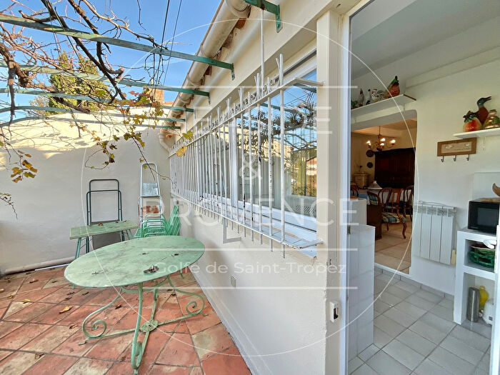 Maison à vendre - Le Plan-de-la-Tour - 6 pièces - 3 chambres