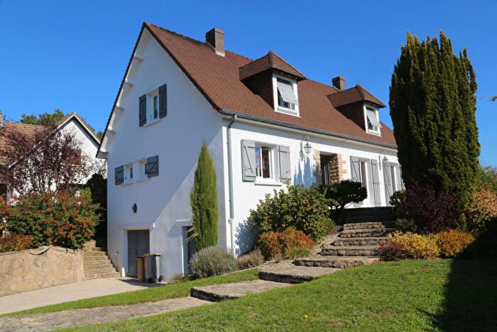 Maison à vendre - Autun, Centre-ville - 5 pièces - 4 chambres