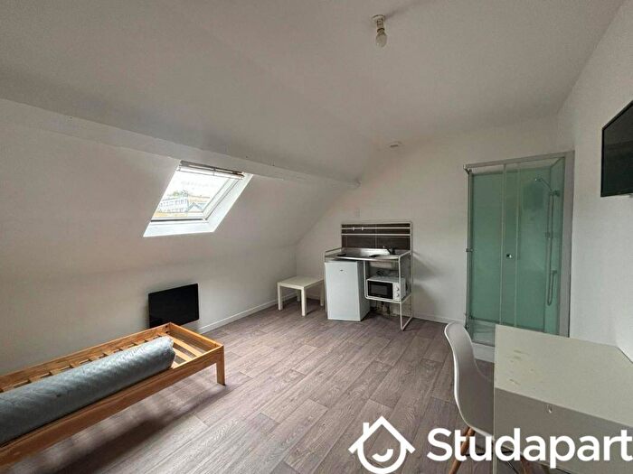 Appartement à louer - Epeule-Trichon, Roubaix - 1 pièce - 1 chambre