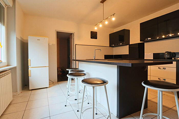 Maison à vendre - Nilvange - 5 pièces - 3 chambres