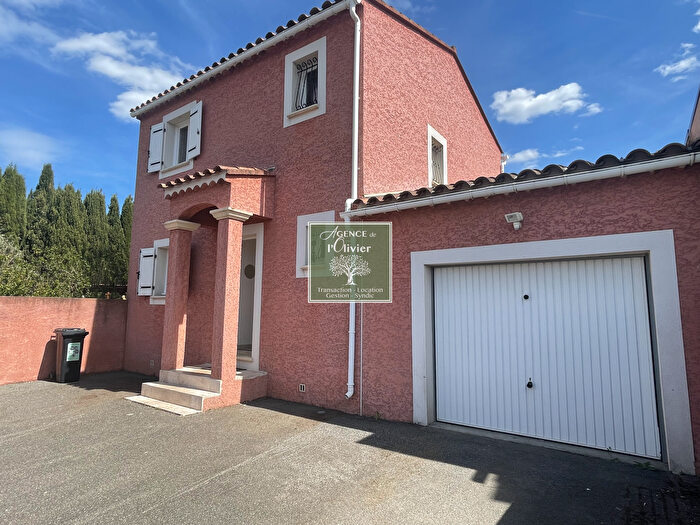 Maison 4 pièces à vendre à Saint-Étienne-du-Grès