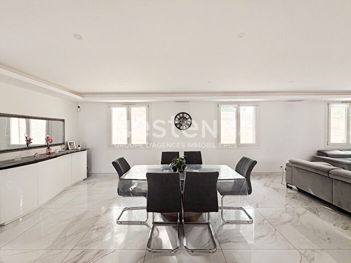 Maison à vendre - Marignane, Pas-de-Lanciers - 5 pièces - 4 chambres