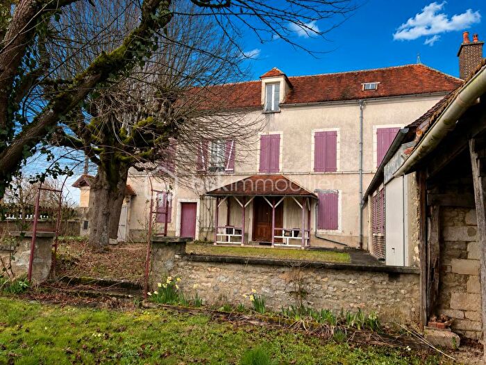 Dannemoine - Maison 9 pièces à vendre