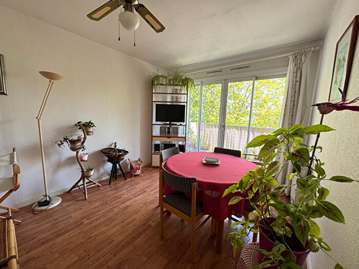 Appartement à vendre - Quartiers Sud-Est, Le Landrel - 3 pièces - 2 chambres