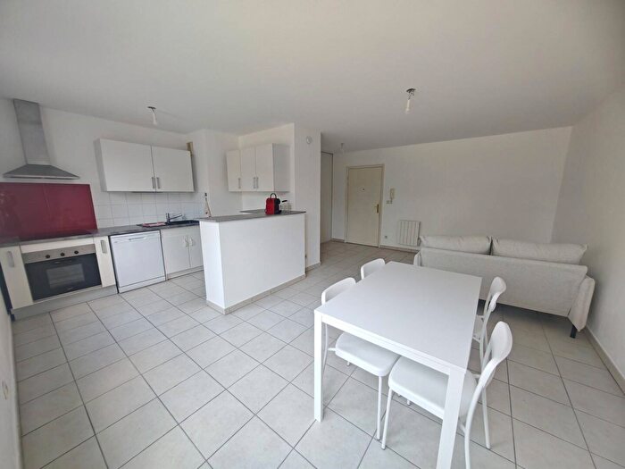 Appartement à louer - Solaize - 2 pièces - 1 chambre