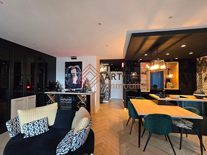 Appartement à vendre - Sainte-Geneviève-des-Bois, Liers, Croix Blanche - 5 pièces - 3 chambres