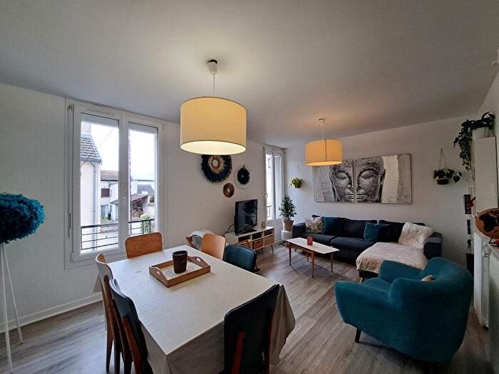 Appartement 3 pièces à Reims, Neufchatel, Orgeval, Laon, Zola, à louer