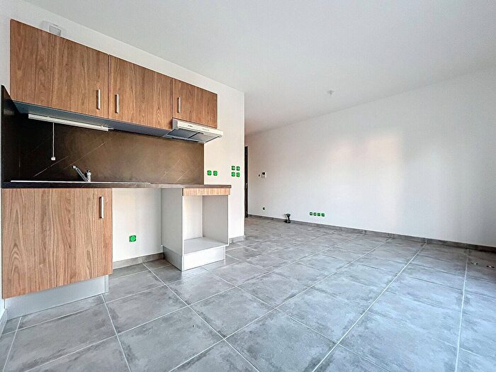 Appartement à louer - Bron Centre-Le Rafour - 1 pièce