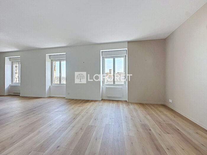 Appartement 5 pièces à vendre - Quartiers Centre, Fougères, Sévigné