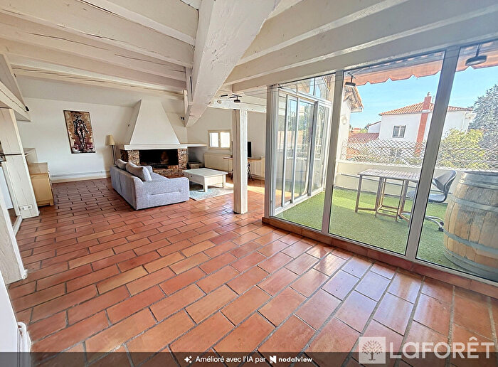 Appartement 5 pièces à Béziers, Champ de Mars, à vendre