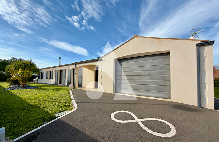 Maison à vendre - Tonnay-Charente - 5 pièces - 3 chambres