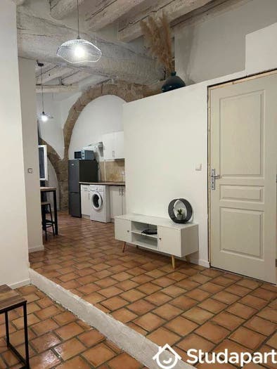Centre Ville, Carpentras - Appartement 2 pièces à louer