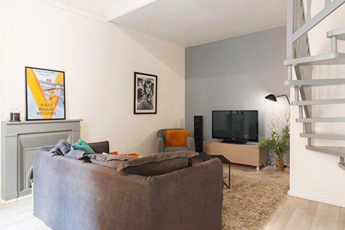 Appartement à louer - Vieux Lyon, Lyon ème arrondissement - 2 pièces - 1 chambre