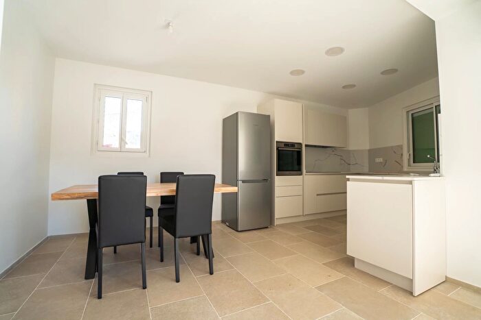 Appartement à louer - Saint-André-de-la-Roche - 3 pièces - 2 chambres