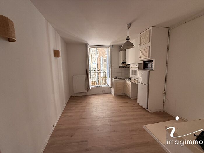Appartement à louer - Montpellier, Centre historique - 2 pièces - 1 chambre