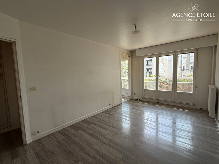 Paris 20ème, Gambetta : Appartement 1 pièce à vendre