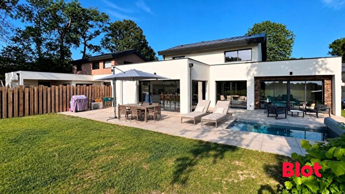Maison 6 pièces à vendre à Laillé