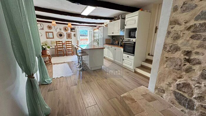 Maison à vendre - Gorbio - 4 pièces - 3 chambres