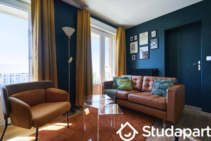 Centre Ville, Reims : Appartement 1 pièce à louer