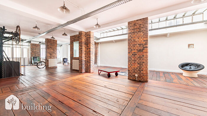 Appartement à vendre - Paris e , Dauphine - 5 pièces - 4 chambres