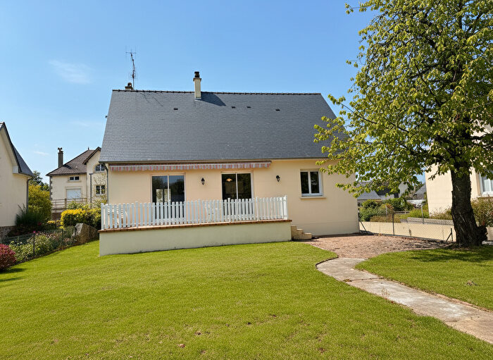 Maisons à vendre et appartements à louer - 2