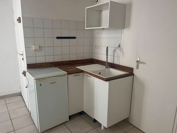 Centre Ancien, Istres - Appartement 2 pièces à louer